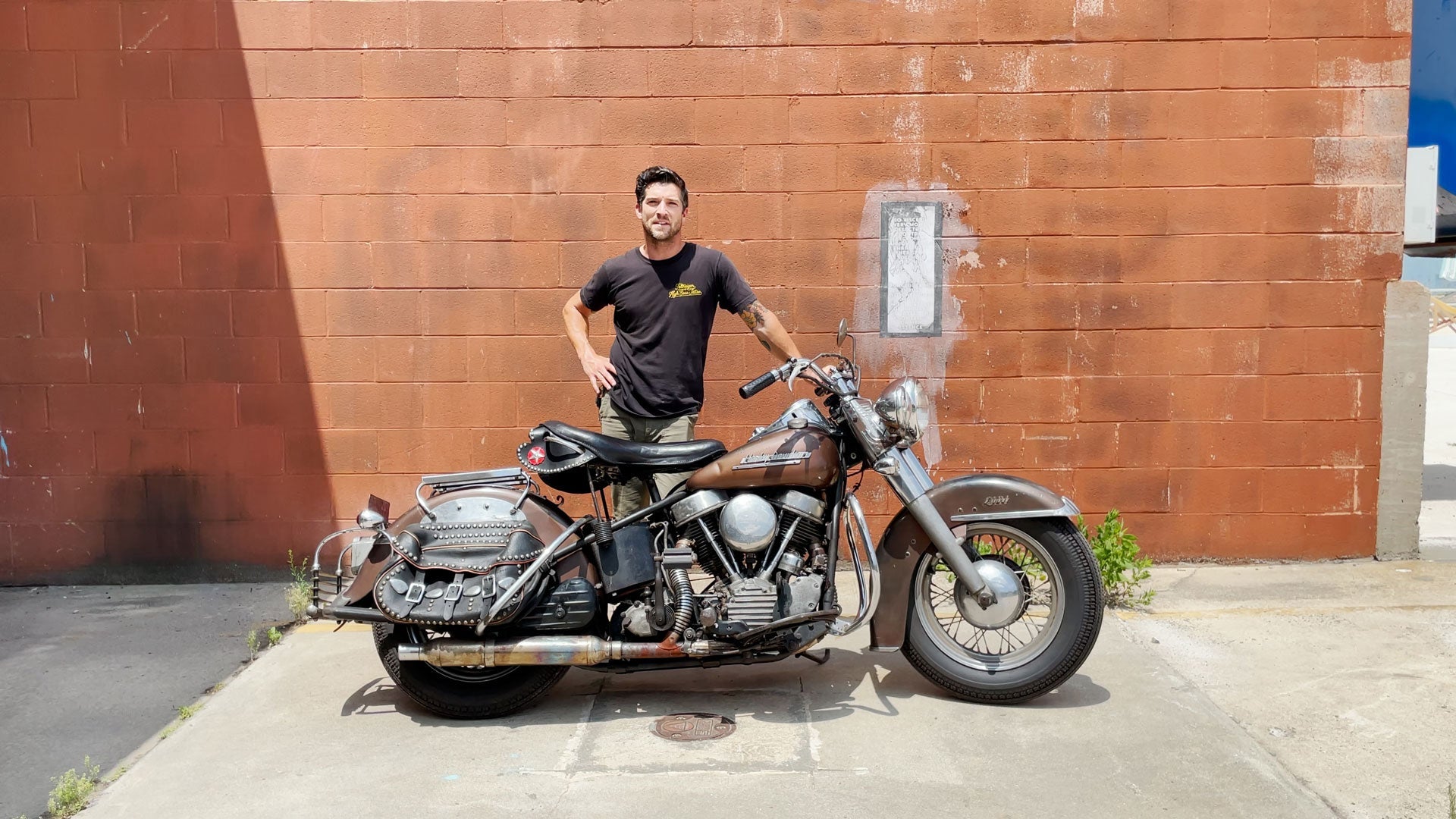 BRONCO BRONZE | 1952 Harley-Davidson FL Hydra Glide Panhead Barn Find ...